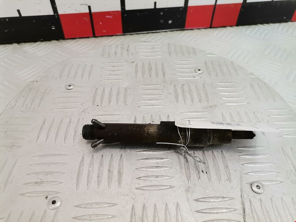 Форсунка дизельная механическая Volkswagen Golf 4 028130203F арт. 1423985