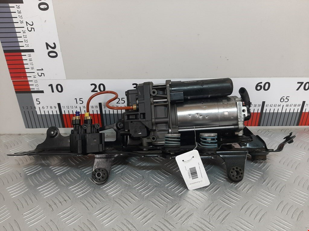 Компрессор пневмоподвески Audi e-tron 4KE616005E арт. 1785893
