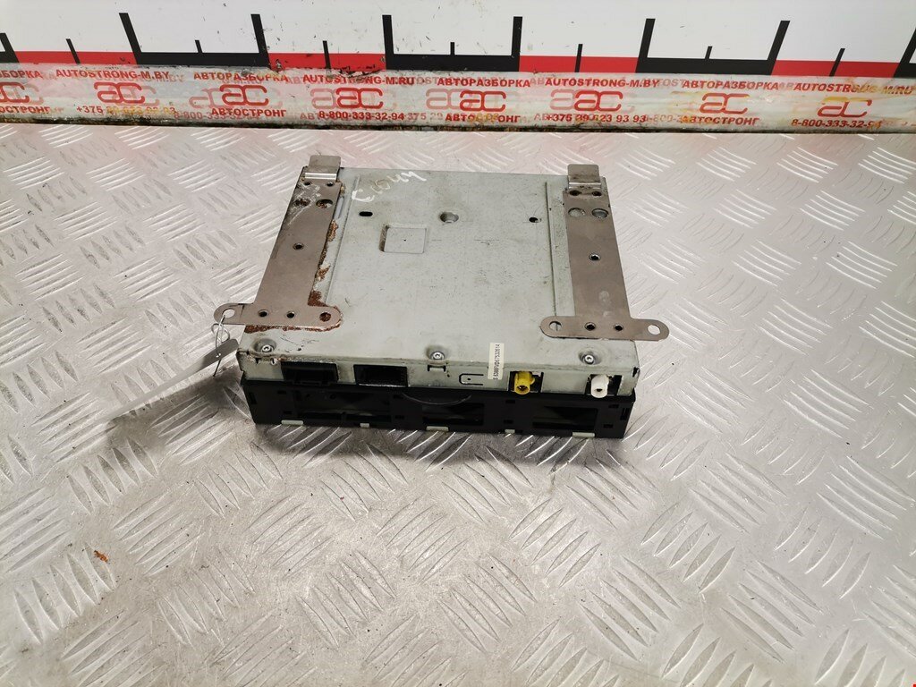 Магнитола Audi Q7 4L 4E0035542X арт. 1044434