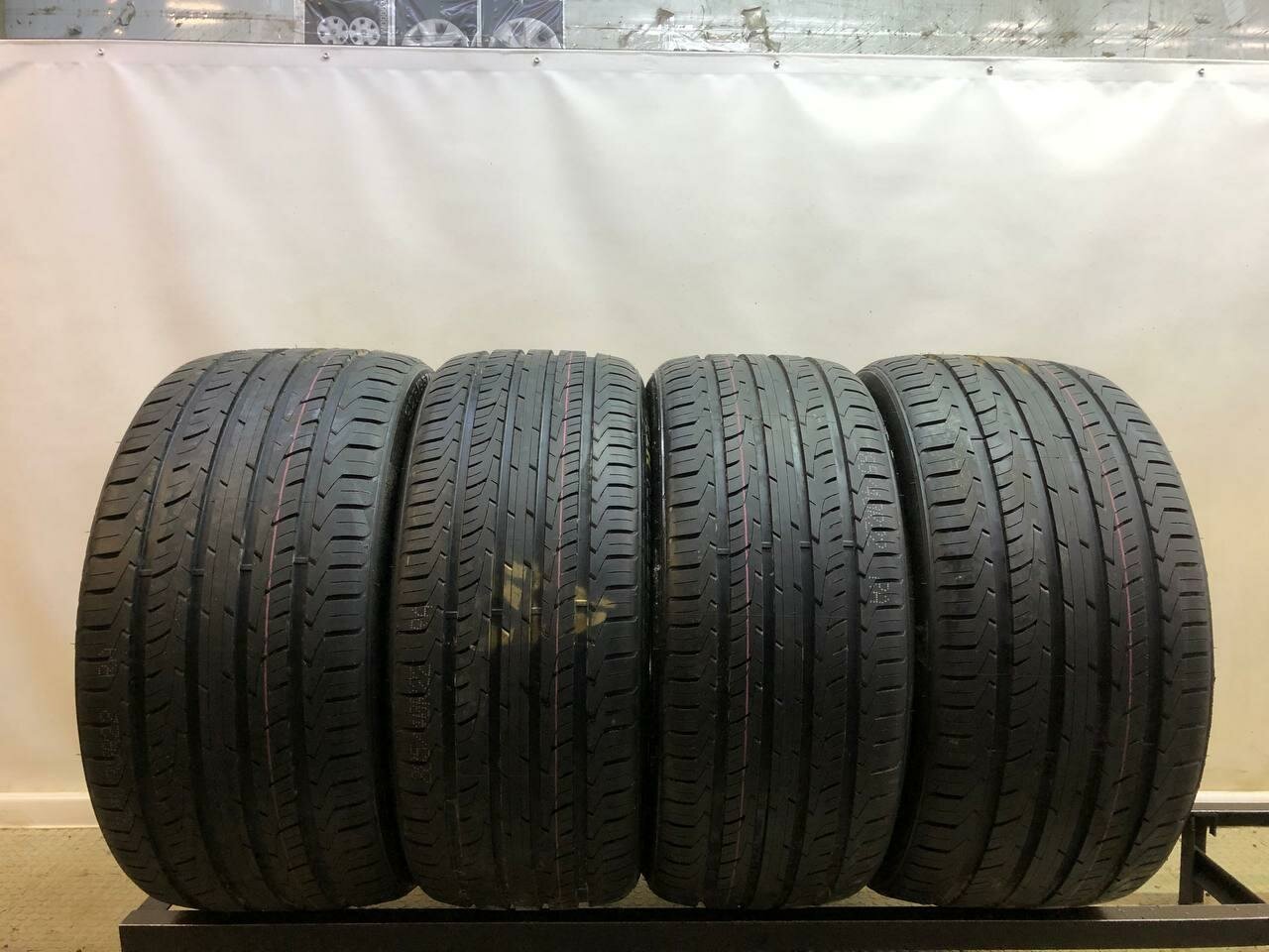 Lexxis Orezon HTX 325/35 R22 & 285/40 R22 без пробега Шины Летние