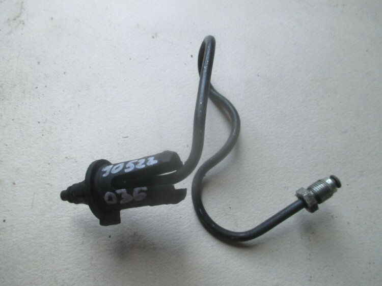 Трубка сцепления 90523767, 24422066 Шевроле Авео Т300 Круз с муфтой 90522036, 9331017 на МКПП