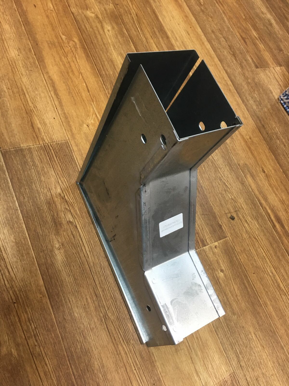 Короб угловой металлический СУНц 100х100-90 УХЛ1