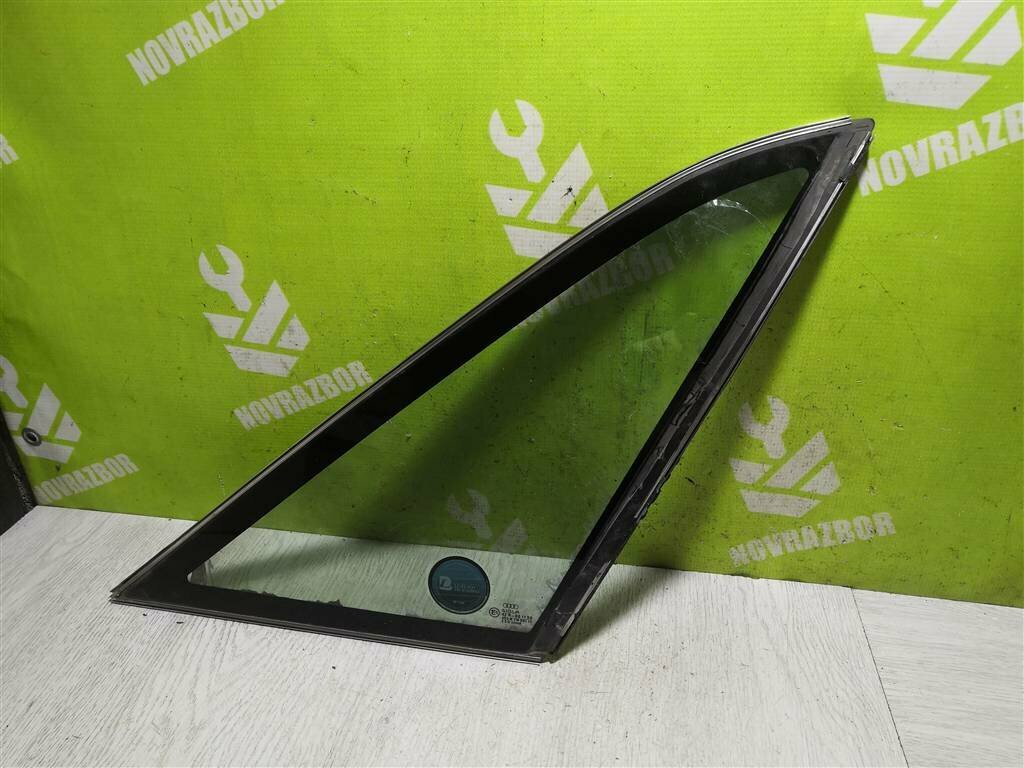 Стекло кузовное глухое правое Audi 80 90 B3 86-91