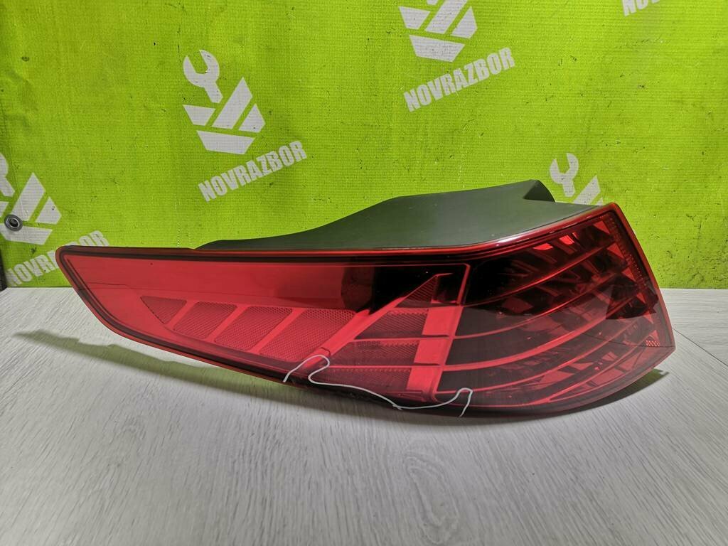 Фонарь задний наружный левый Kia Optima 3 2010-2015