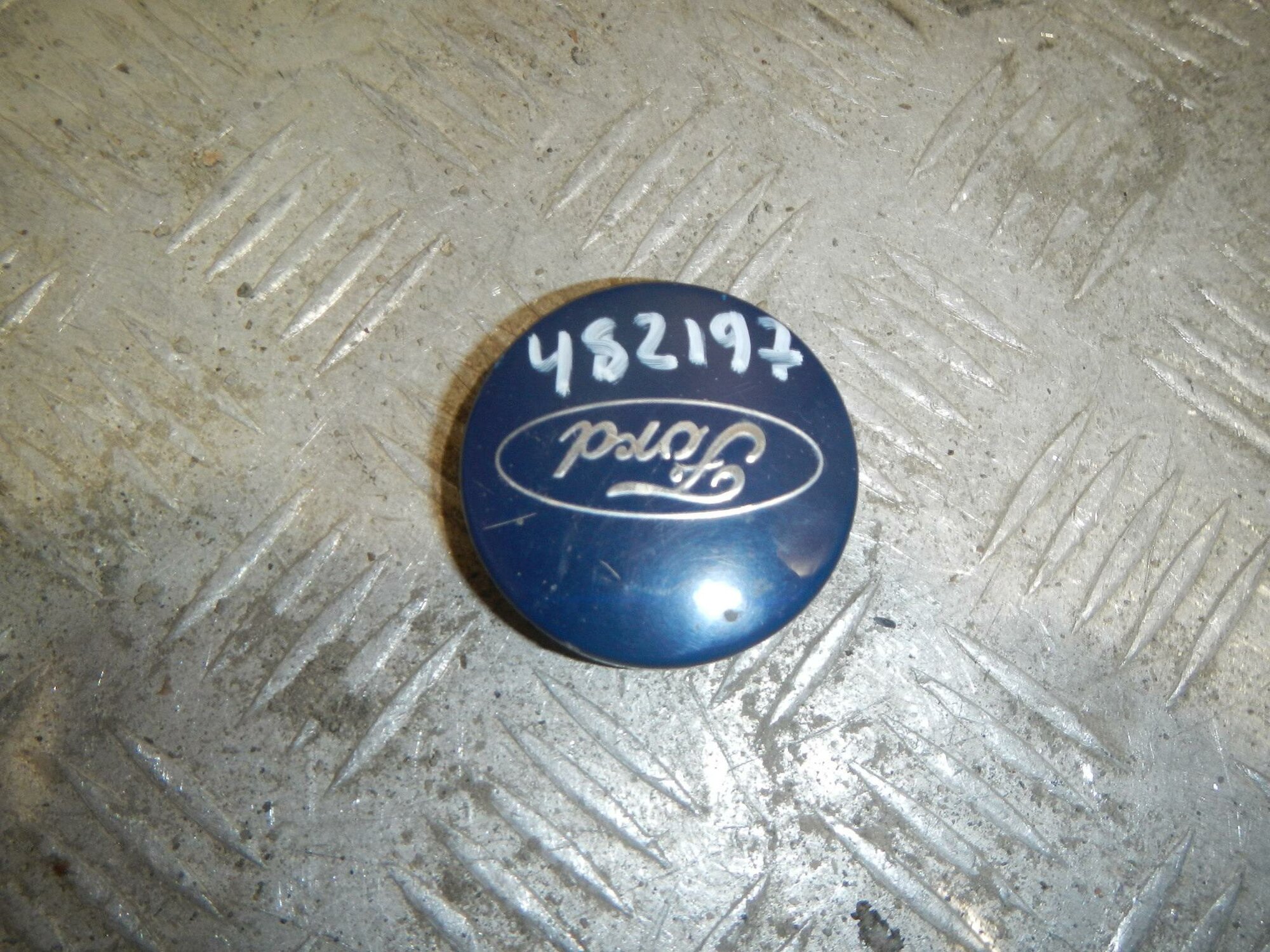 Б/У Колпак декоративный легкосплавного диска, Ford (Форд)-FOCUS 2 (05-08) FORD FOCUS 2 (05-08) без повреждений. 482197 F...