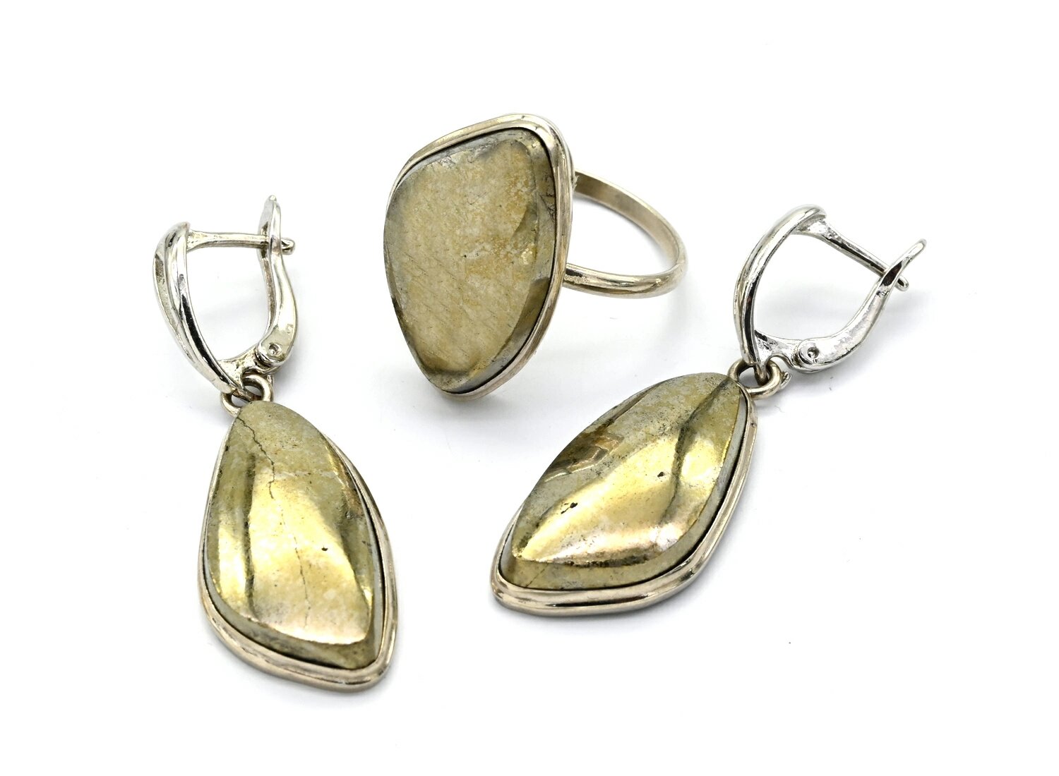 Комплект бижутерии, пирит