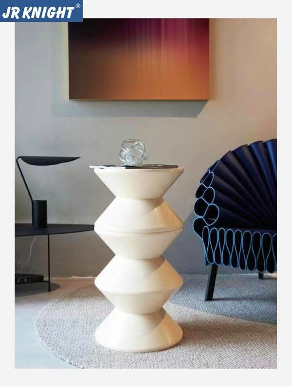 Пластиковый табурет с креативным дизайном в форме песочных часов, 36x23 см