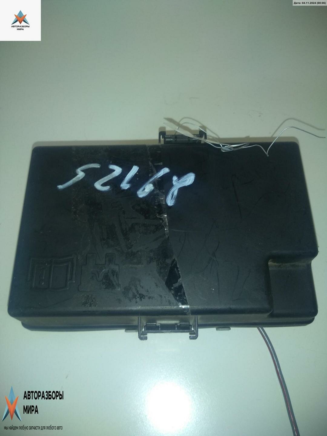 Блок предохранителей Ford Transit 7 2008