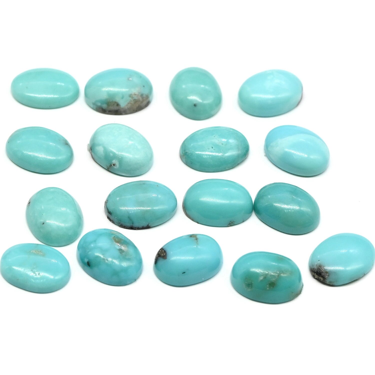 Кабошон из бирюзы овал 6*8*3мм (28-17)