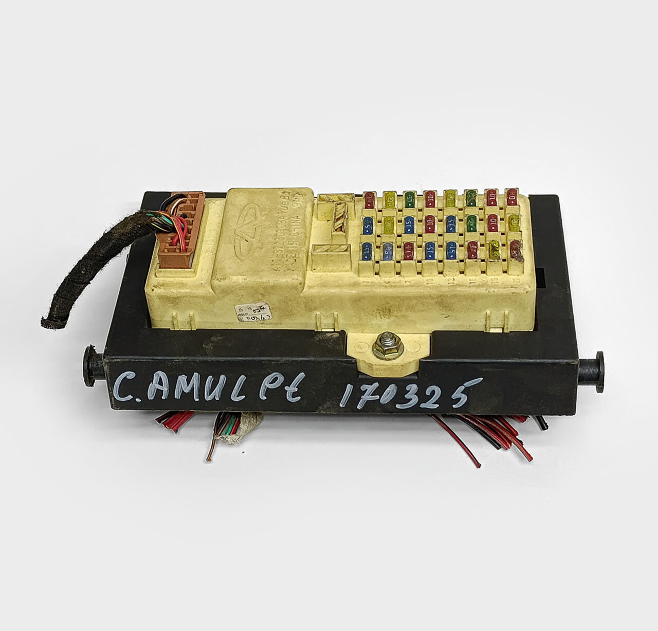 Блок предохранителей Chery Amulet