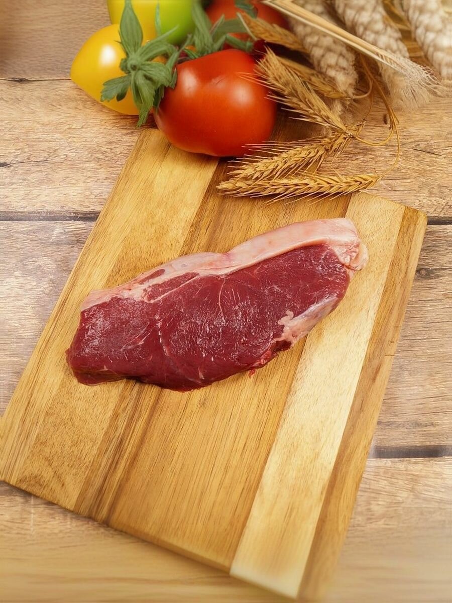 Стейк из говядины "Стриплойн" 200 гр, Ферма Евгения Рошаля, охлажденный