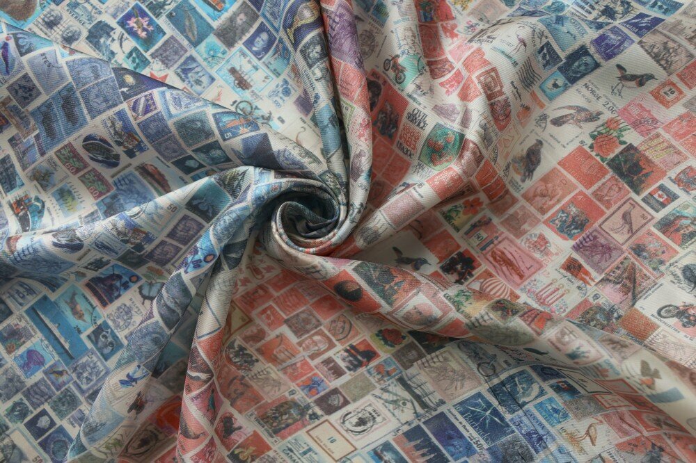 Ткань подклад с марками, ширина 1.4 м, плотность 73 г/м2