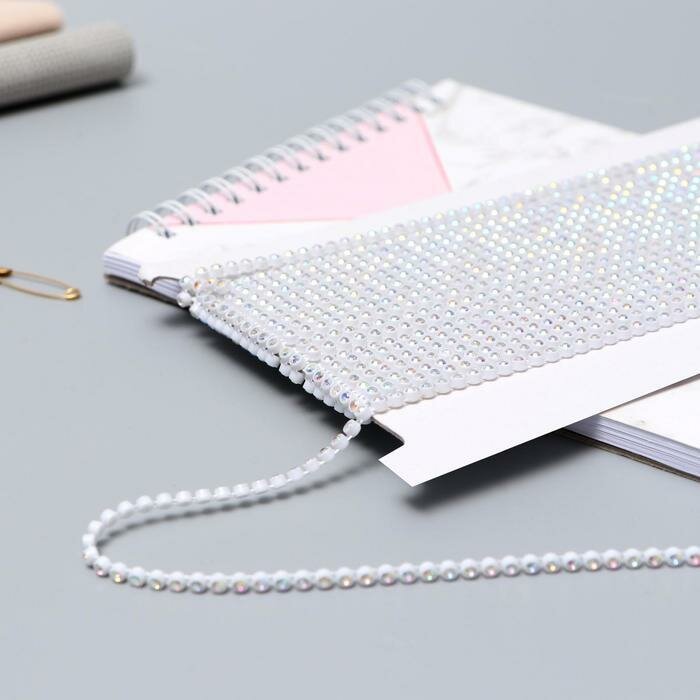 Стразы на нитях, с голографией, 3 мм, 9 1 м, цвет белый