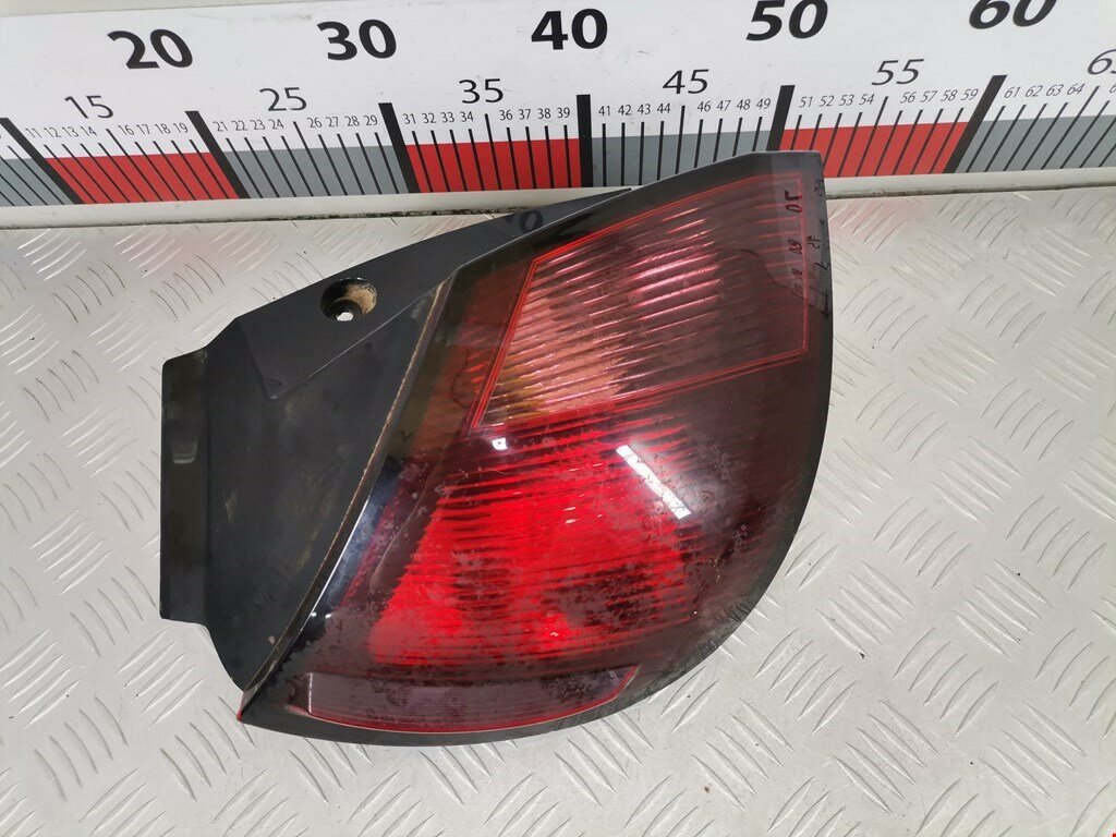 Фонарь задний левый Mitsubishi Colt 6 MN186267 арт. 1822402