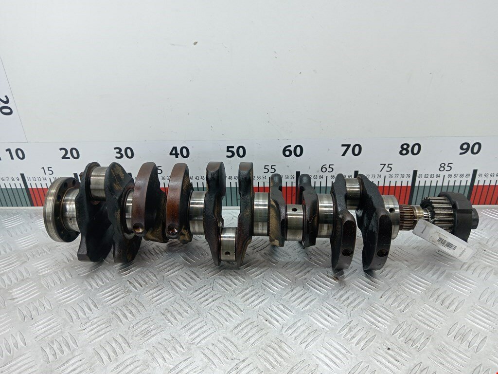 Коленвал (вал коленчатый) Volvo V70 2 арт. 2044707