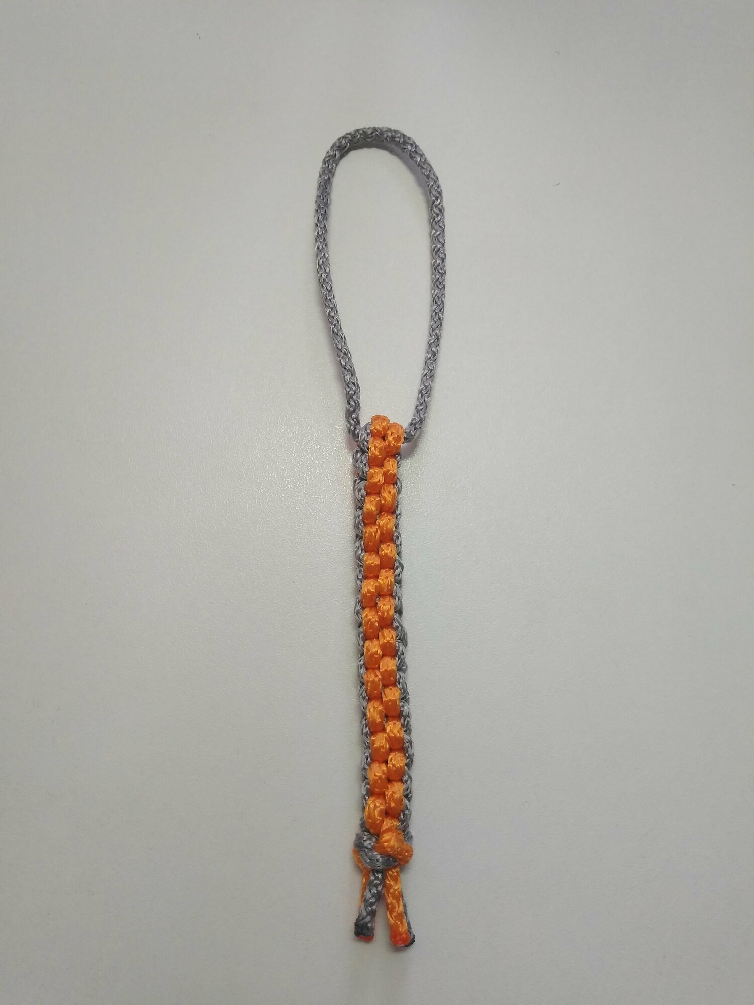 Темляк Pine Art "Square Stitch", для ножа, серый/оранжевый, 15мм