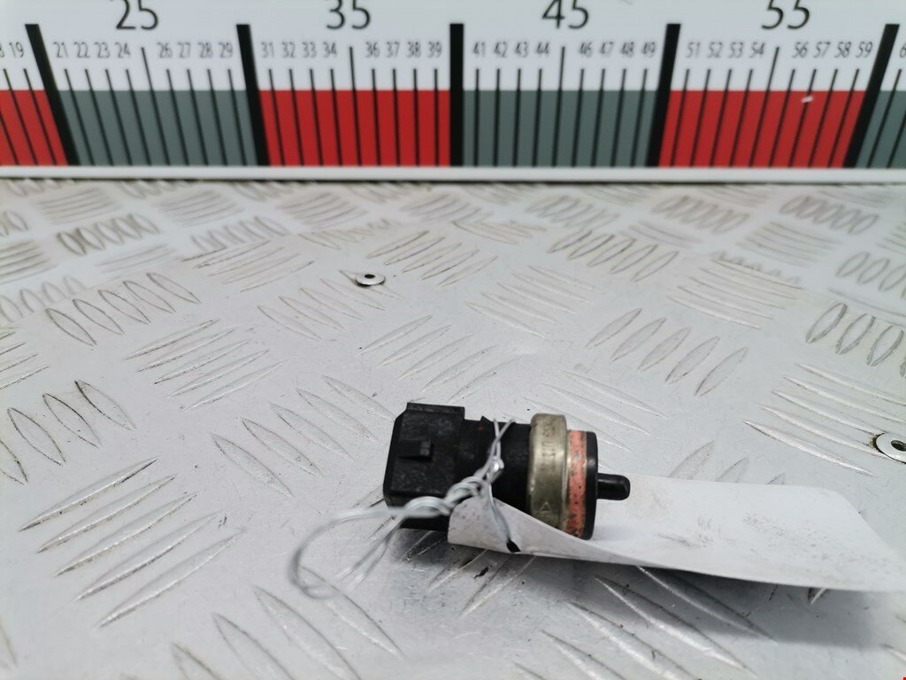 Датчик температуры охлаждающей жидкости Renault Megane 2 226309418R арт. 1962442