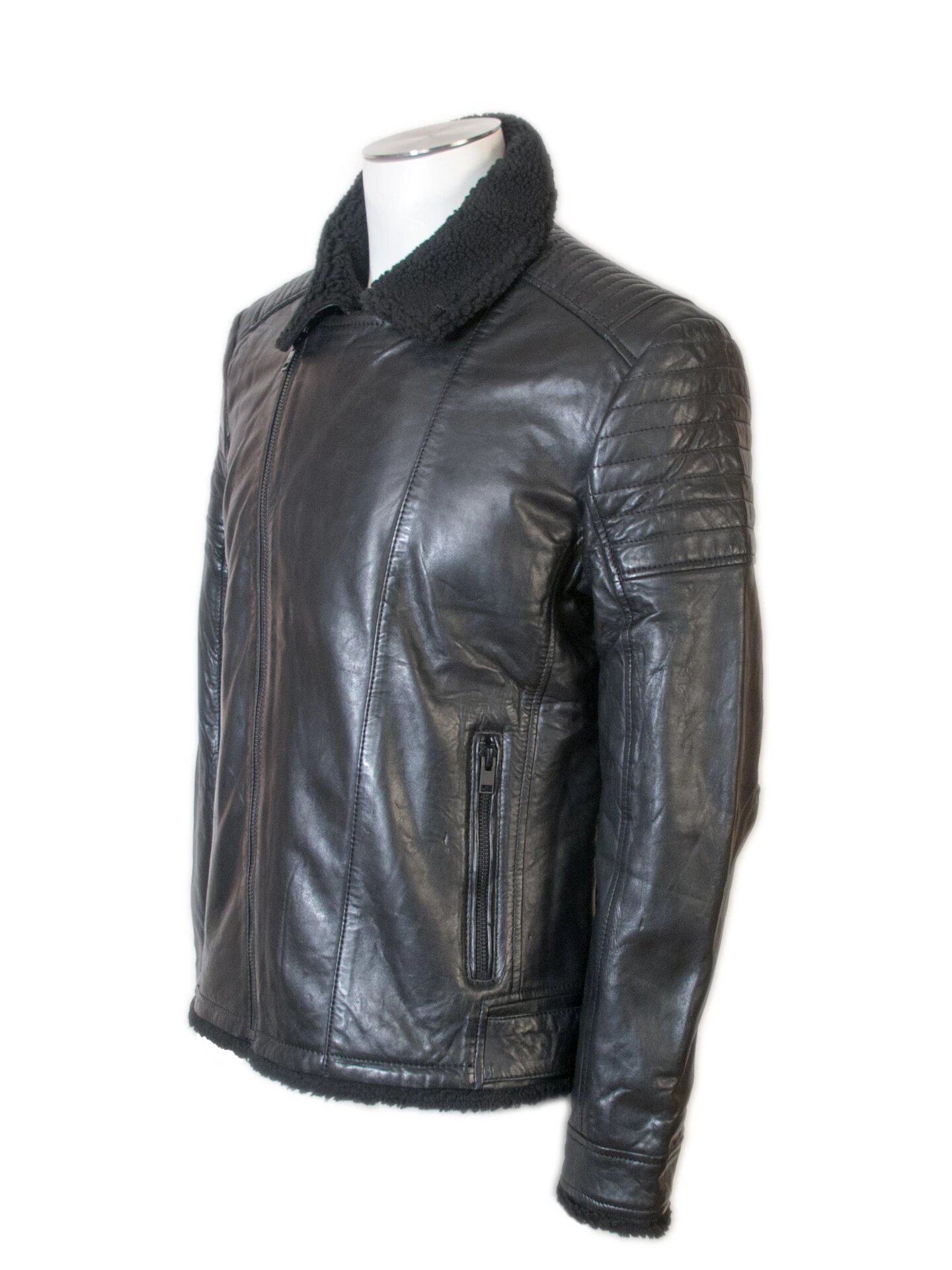 Куртка кожаная