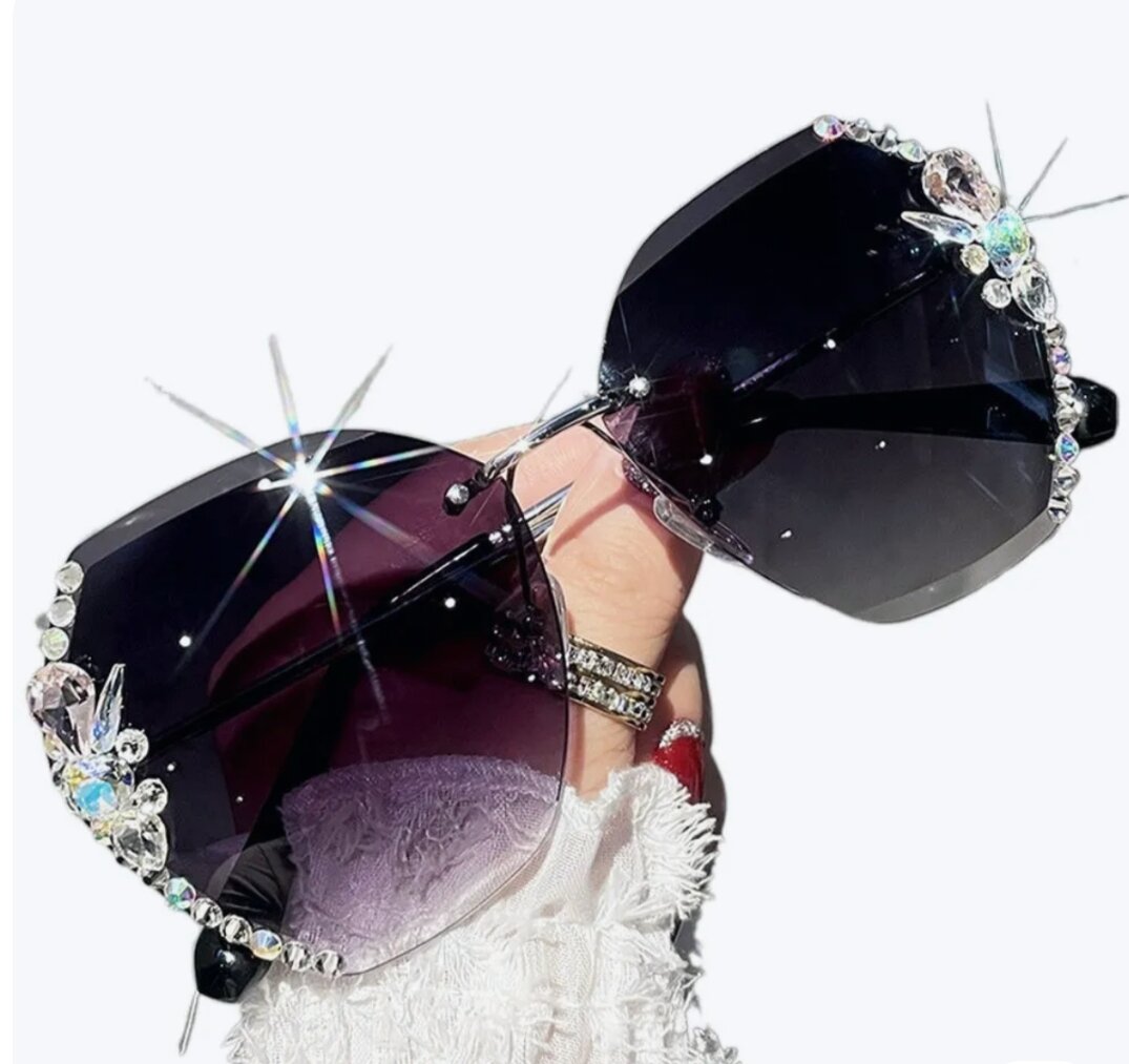 Солнцезащитные очки