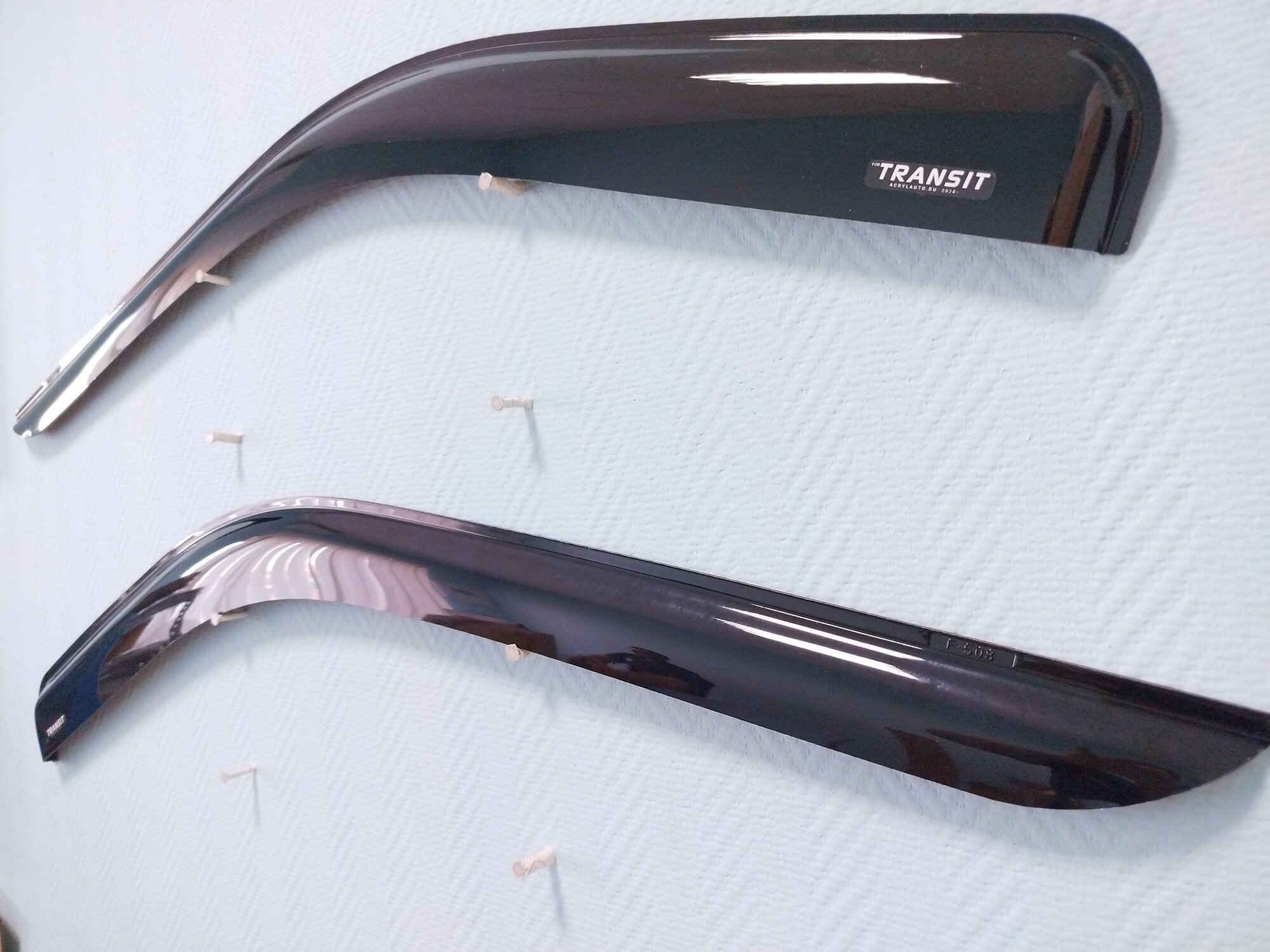 Дефлекторы окон FORD Transit с 2024 по 2025 фургон к-т 2 шт.