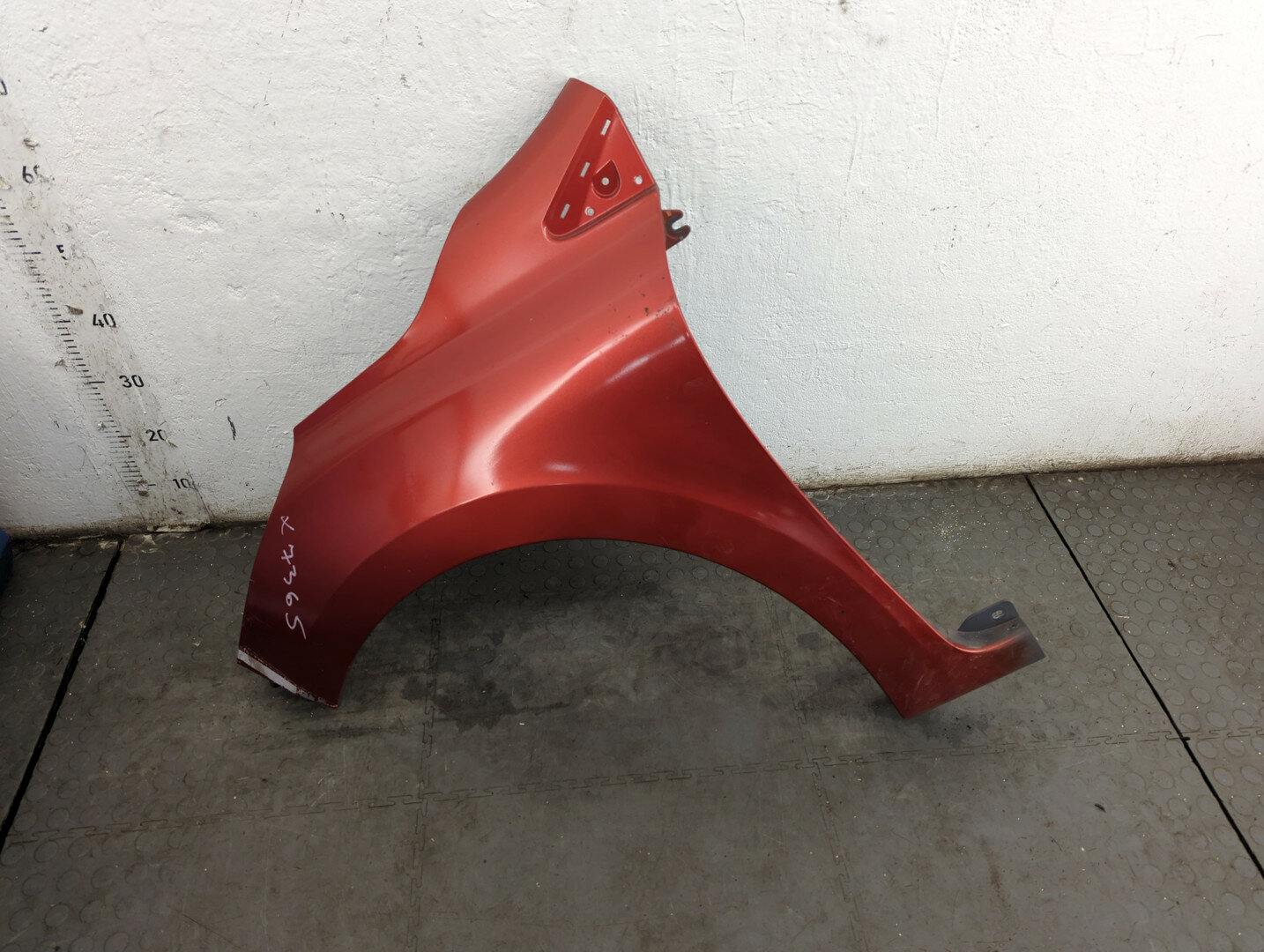 Крыло левое переднее Renault Clio Б/У