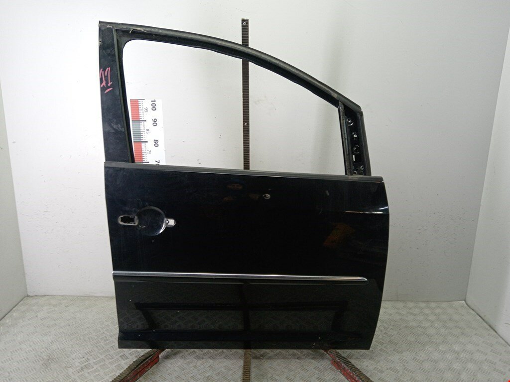 Дверь передняя правая Volkswagen Touran 1 1T0831056AB арт. 2272036