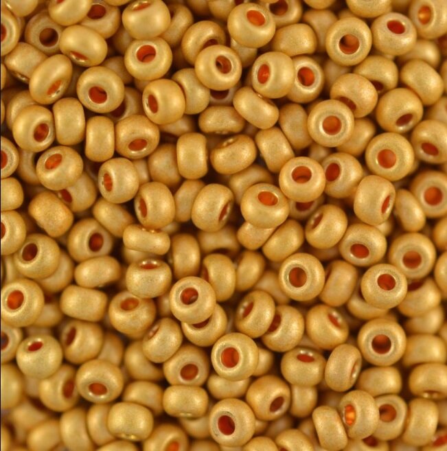 Бисер Preciosa Чехия №18581 золото матовый металлик 10/0, 5 гр,1шт.
