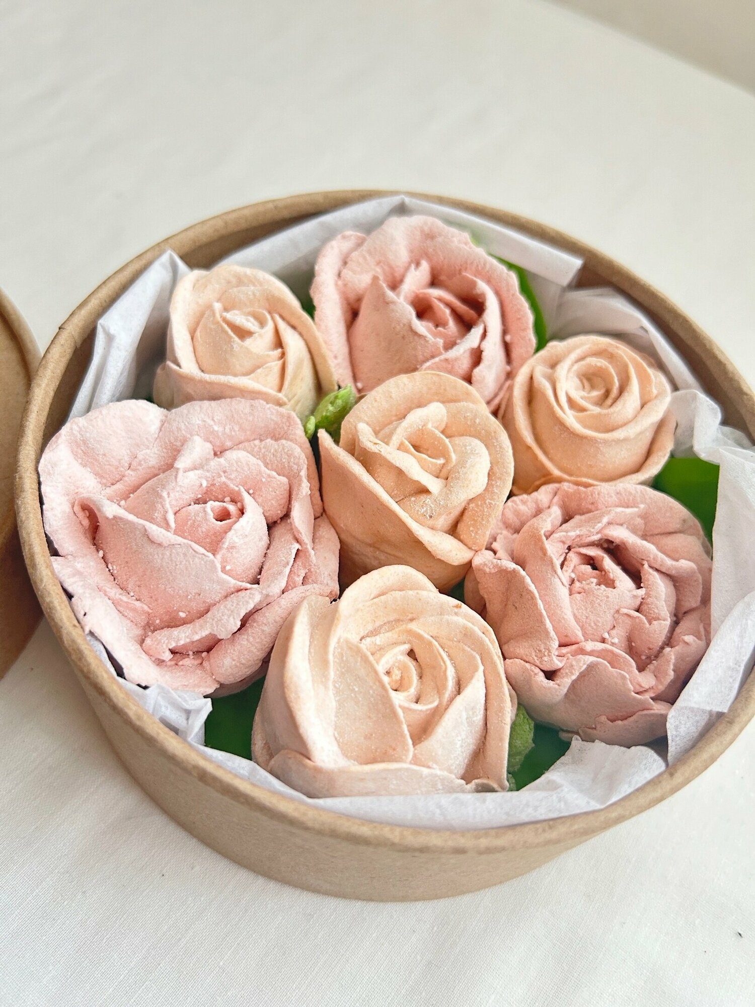 Подарочный набор из зефирных роз «8 марта»для женщин, подарок коллегам, девушке, маме, на день рождения , корпоративные