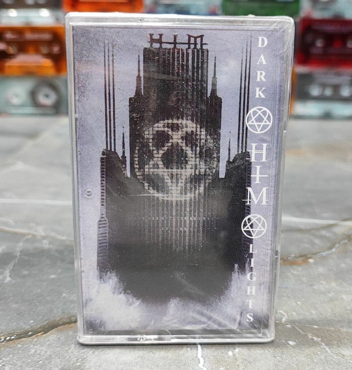 HIM Dark Light, Оригинальная запечатанная аудиокассета, кассета 2005 года.