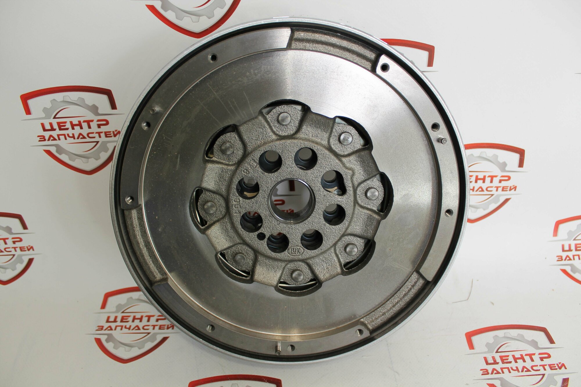 Маховик LUK 415094010