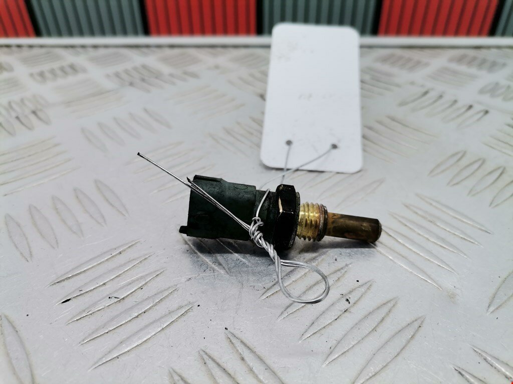 Датчик температуры охлаждающей жидкости Opel Astra G 93174208 арт. 1969929