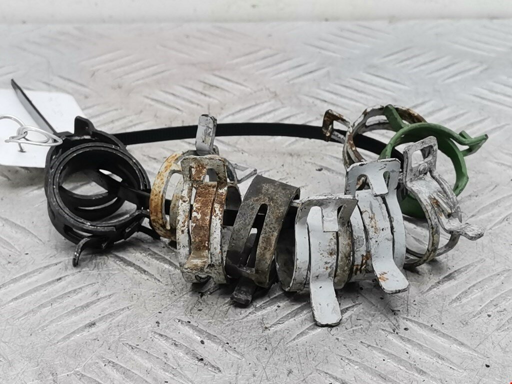 Хомут металлический Mercedes S-Class (W220) 11617798304 арт. 1978486