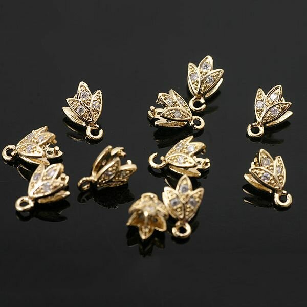 Держатель 9.5х6мм, Корея, Три листика с фианитами, зажимной, с петелькой, базовый материал - латунь, позолоченный, 1 шт.