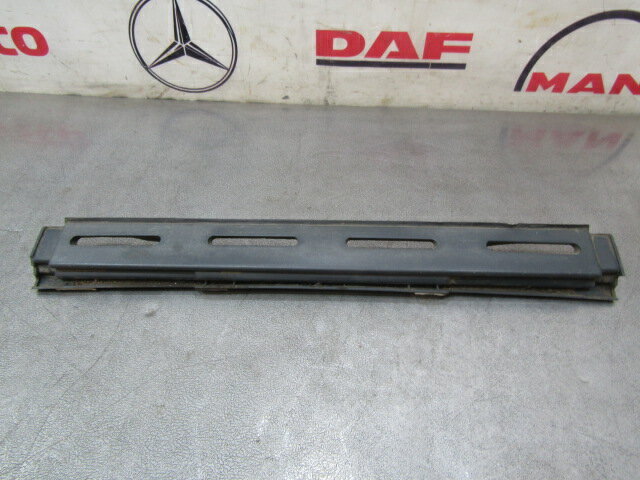 Дефлектор обдува лобового стекла MAN TGA, TGS, TGM, TGL