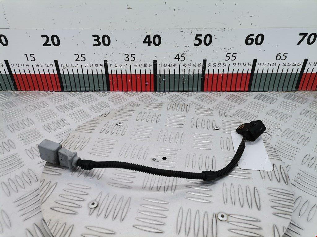 Датчик распредвала Volkswagen Polo 4 03G957147B арт. 1859154
