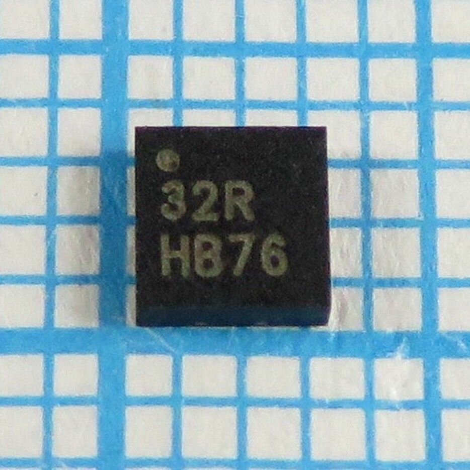 ISL6293 32R - Li-ion/Li Polymer Battery Charger Accepting Two Power Sources