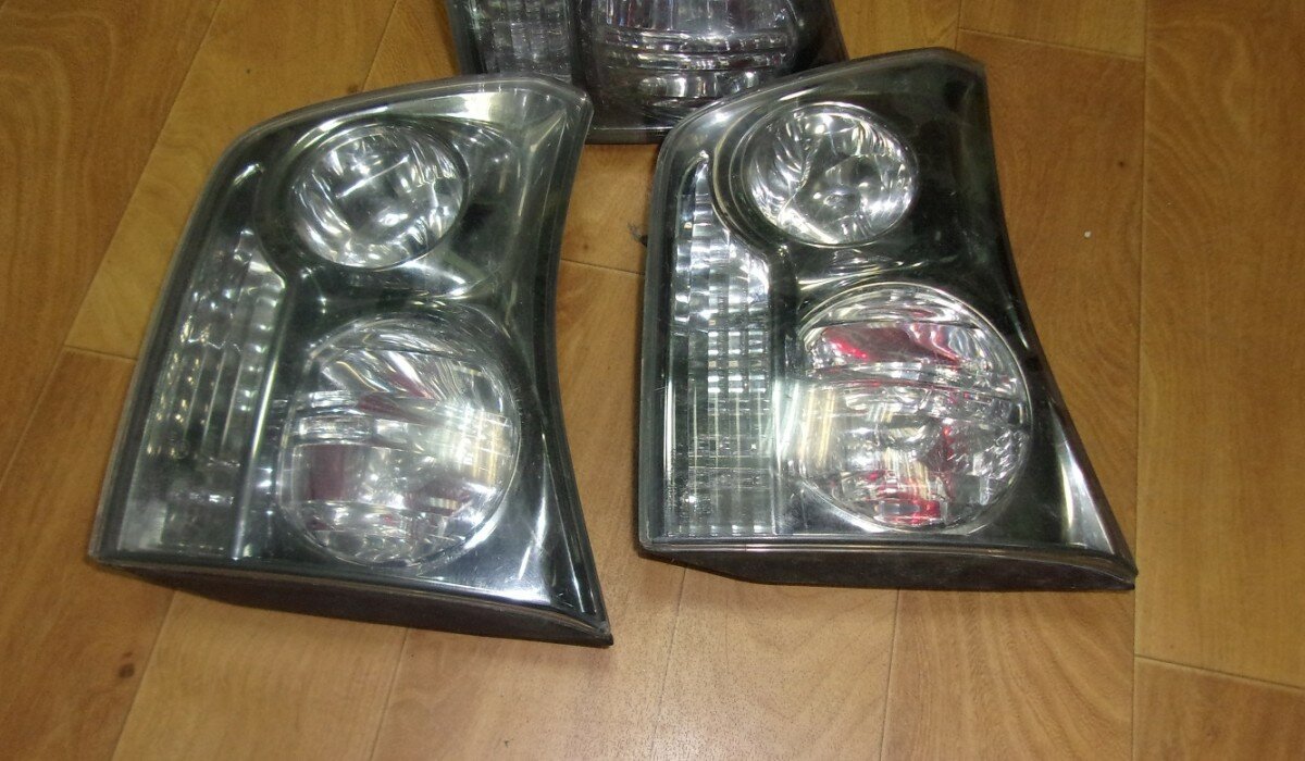 Фонарь задний RX 300/330/350/400h Lexus 8158048050