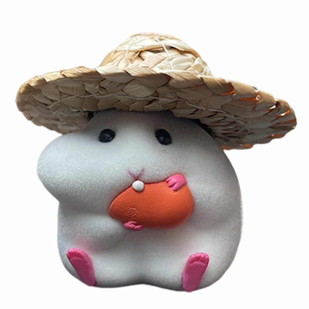 Автомобильный оберег "Голодная хомячиха" - серый Сыр