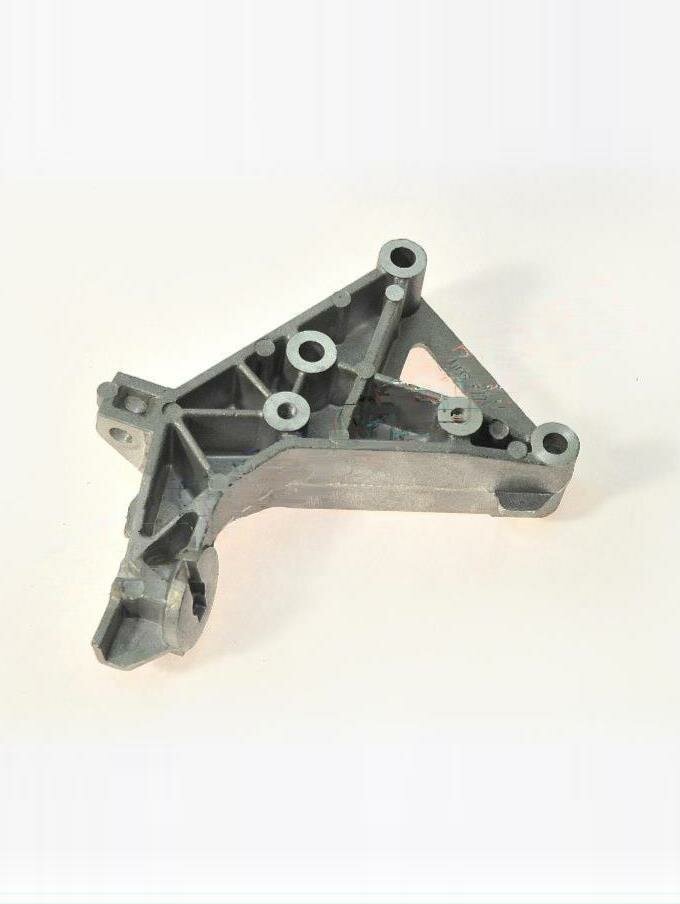 Кронштейн опоры двигателя правый ВАЗ 2110, 2111, 2112, стар/об, 2110-1001157-00