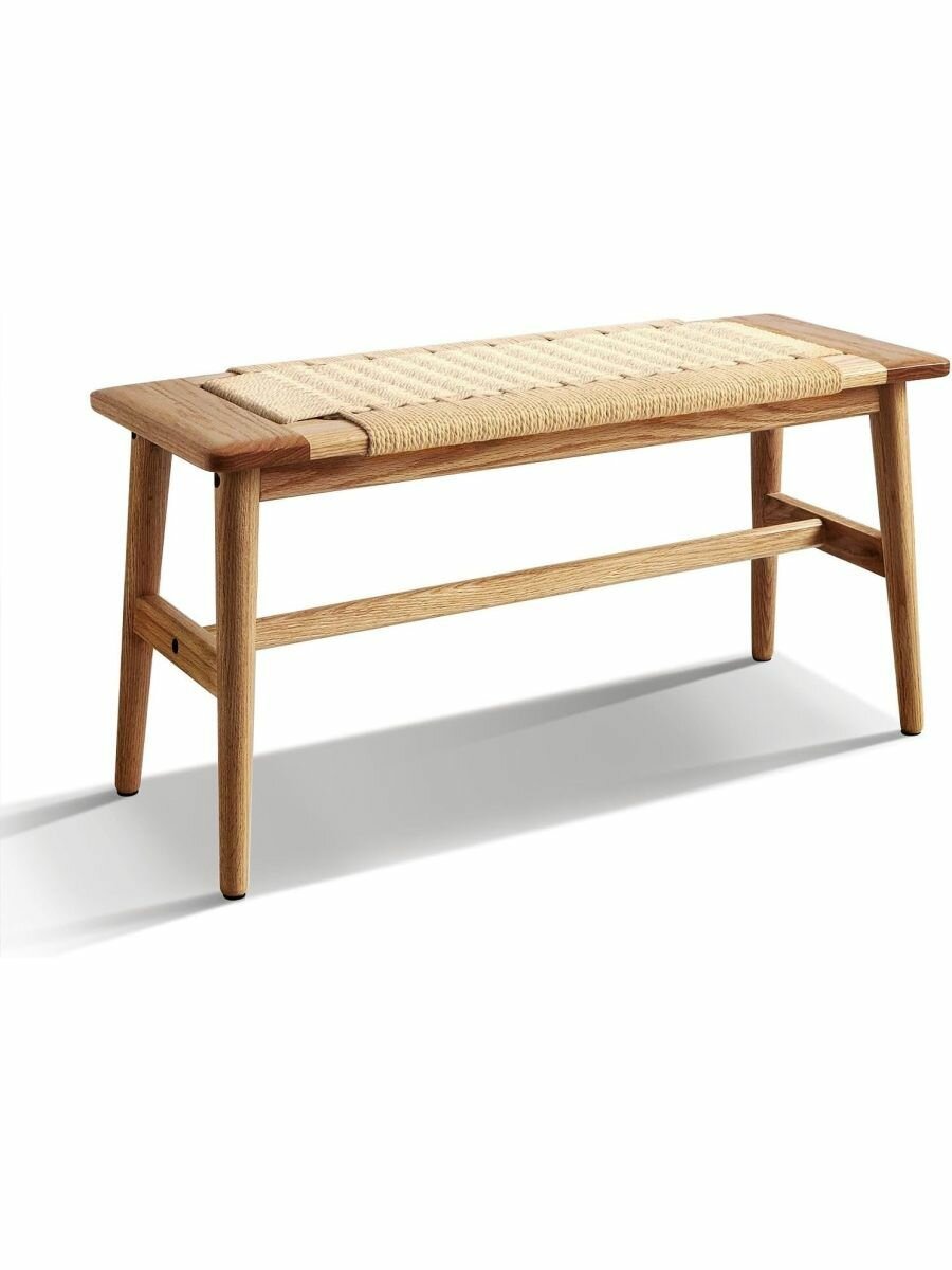 Простая прикроватная табуретка