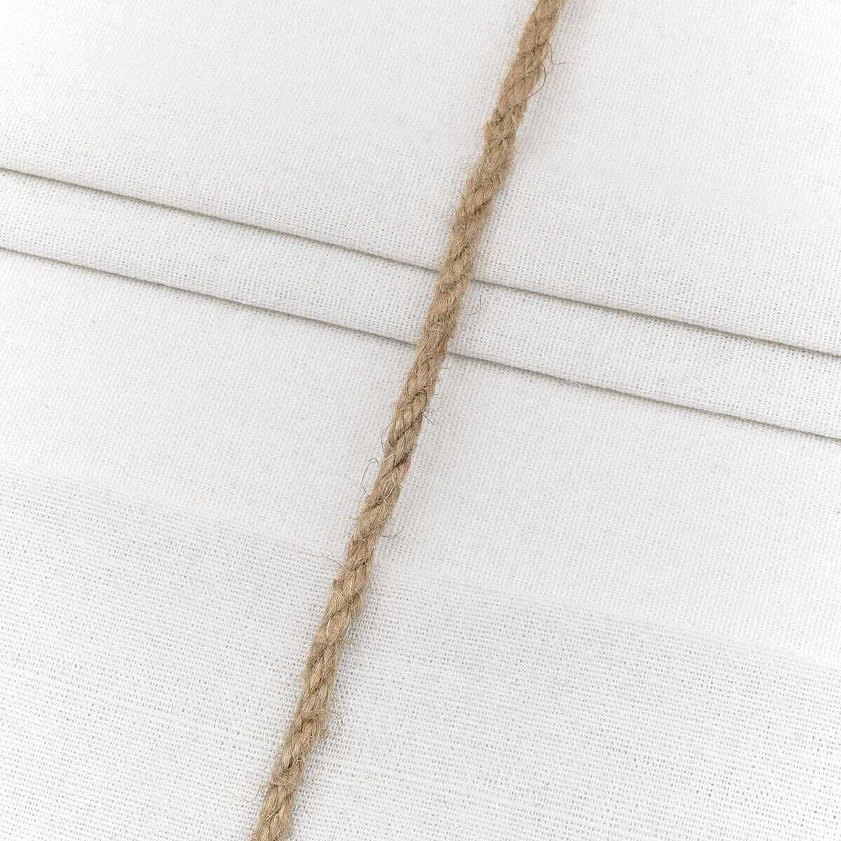 Шнур для рукоделия джутовый, 0,5 см, 30 м, льняной, цвет тёмный