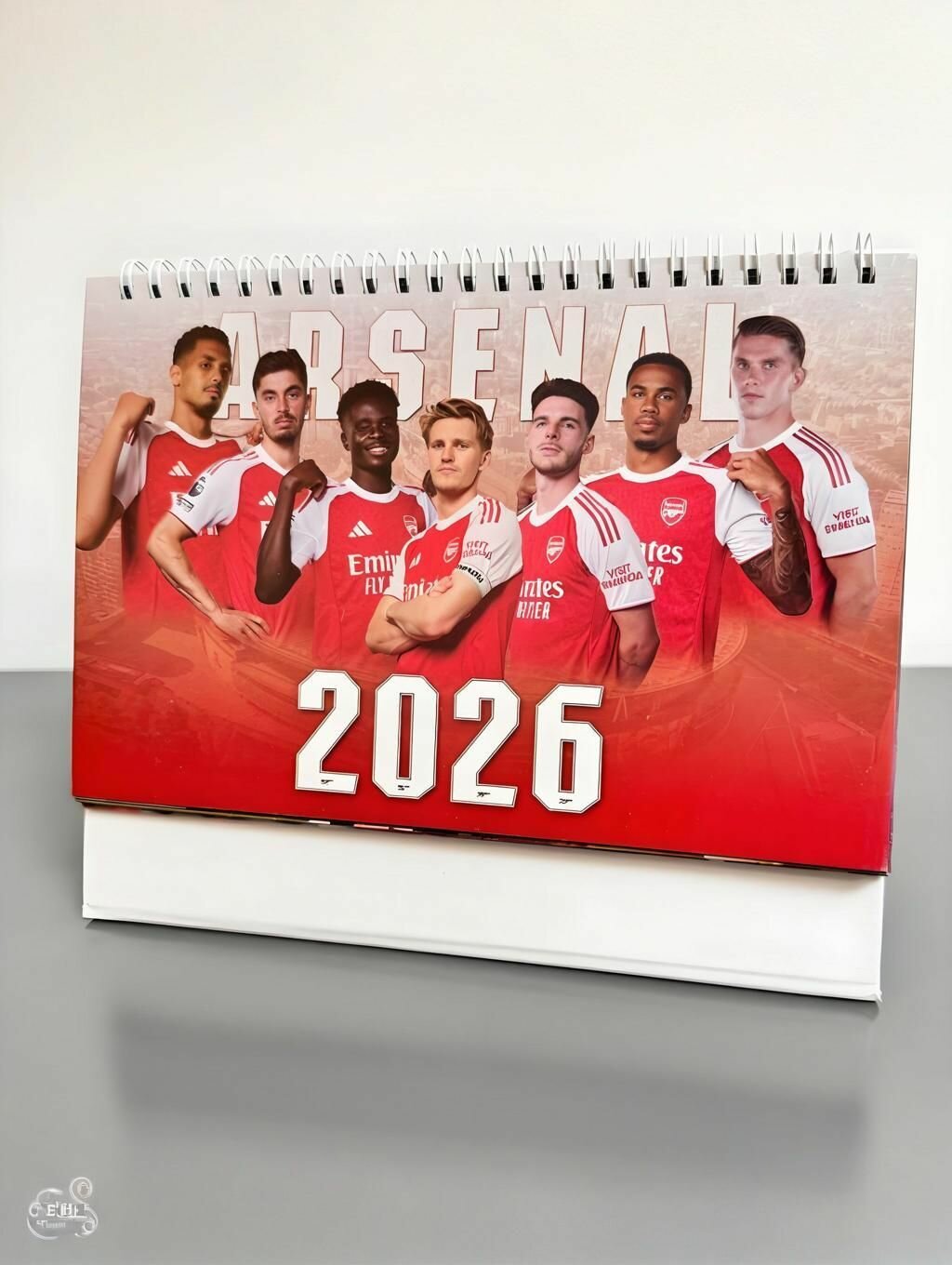 Ежедневный план "Арсенала" и расписание матчей на сезон 2025-2026, коллекция для болельщиков Премьер-лиги