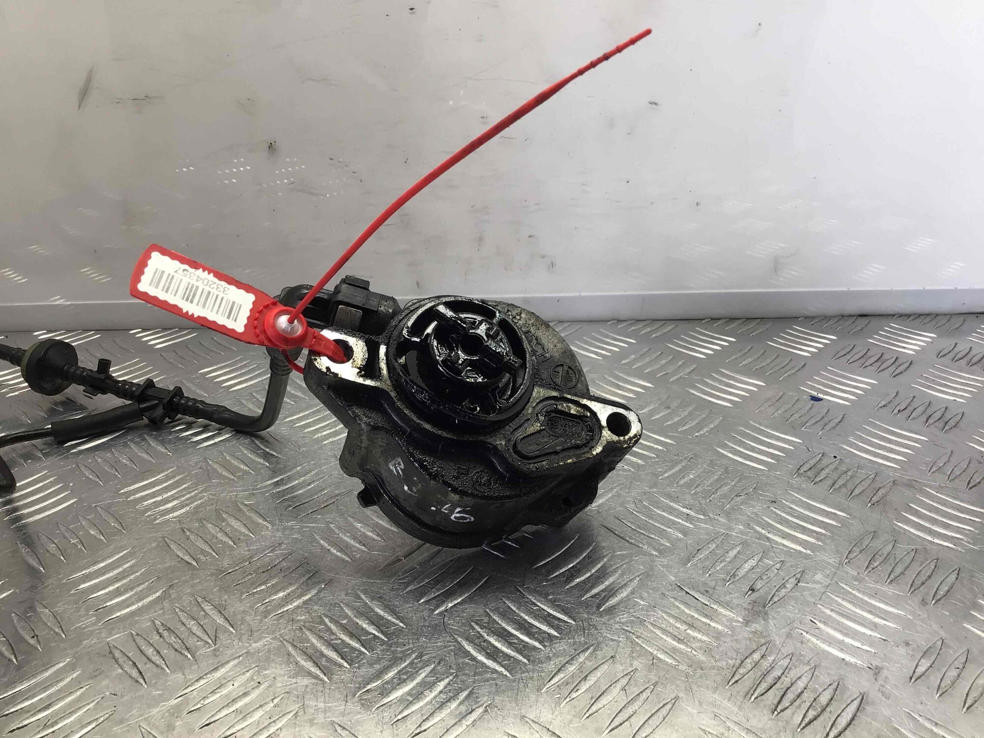 Б/У Насос вакуумный Peugeot 407 407 (6D) 2004 - 2010 2008 г.