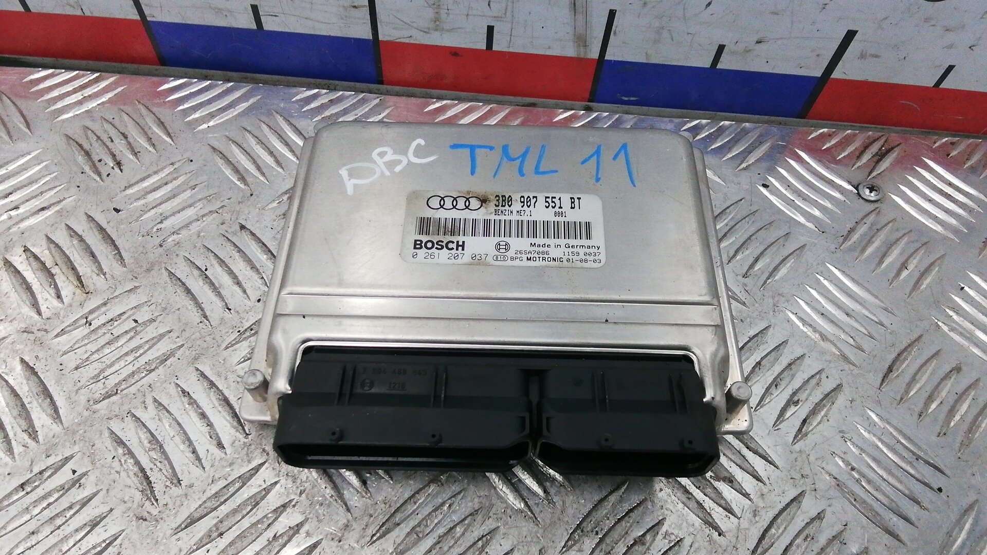 Блок управления двс AUDI A8 D2, Номер 3b0907551bt