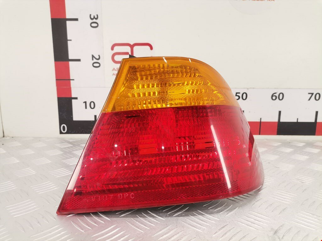 Фонарь задний правый BMW 3-Series (E46) 63218364726 арт. 1090450