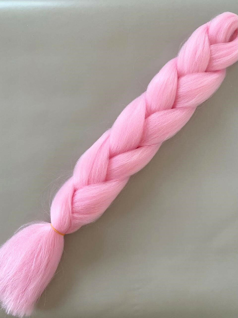 Канекалон 65 см Розовый