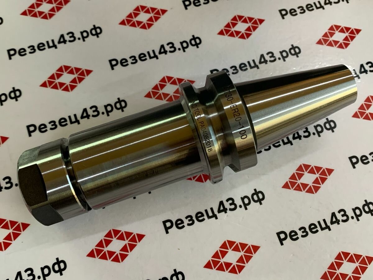 Цанговый патрон BT30 под цанги ER20 вылет 100 мм BT30-ER20A-100