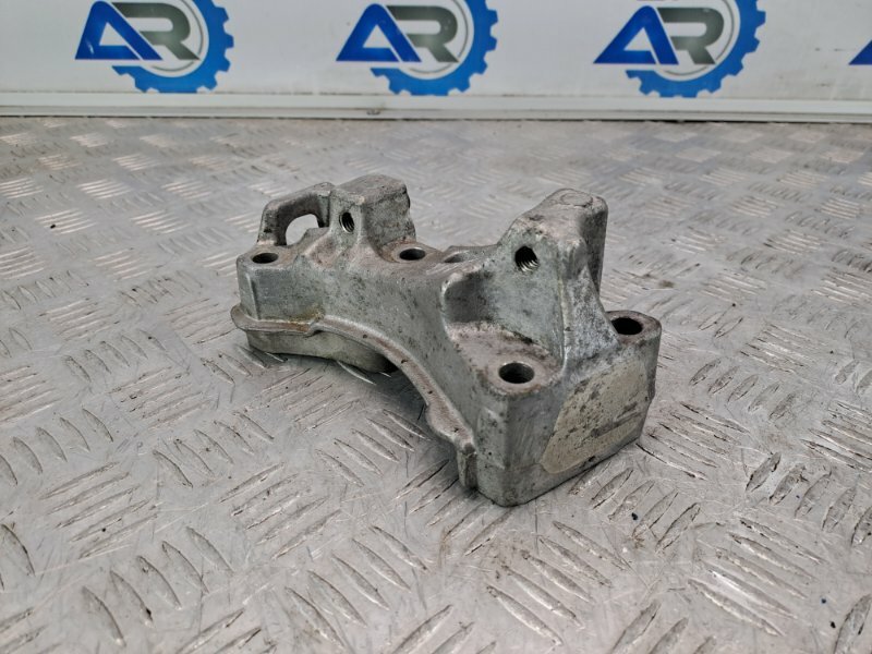 Б/У Кронштейн двигателя Citroen C4 Picasso 1 / Ситроен С4 Пикассо 1 1.6 DV6TED4 109Л.С дизель 2007