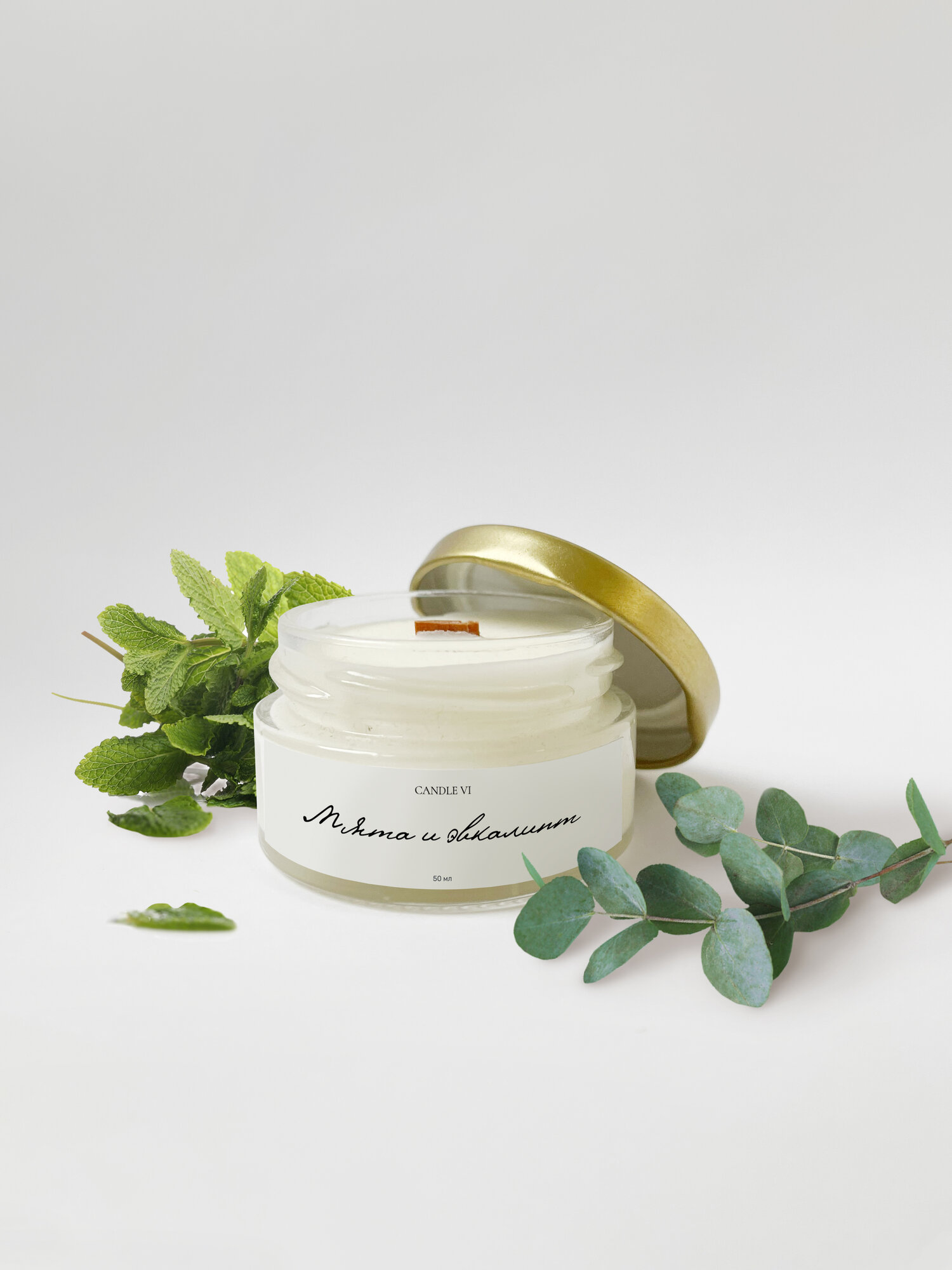 Candle VI / Свеча ароматическая с деревянным фитилём