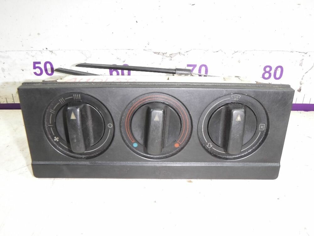 Блок управления отопителем Audi 80 B3 893819073B
